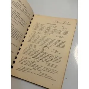 Hotpoint | Kitchen | Vtg Hotpoint Electric Range Cookbook Tan Spiral ...